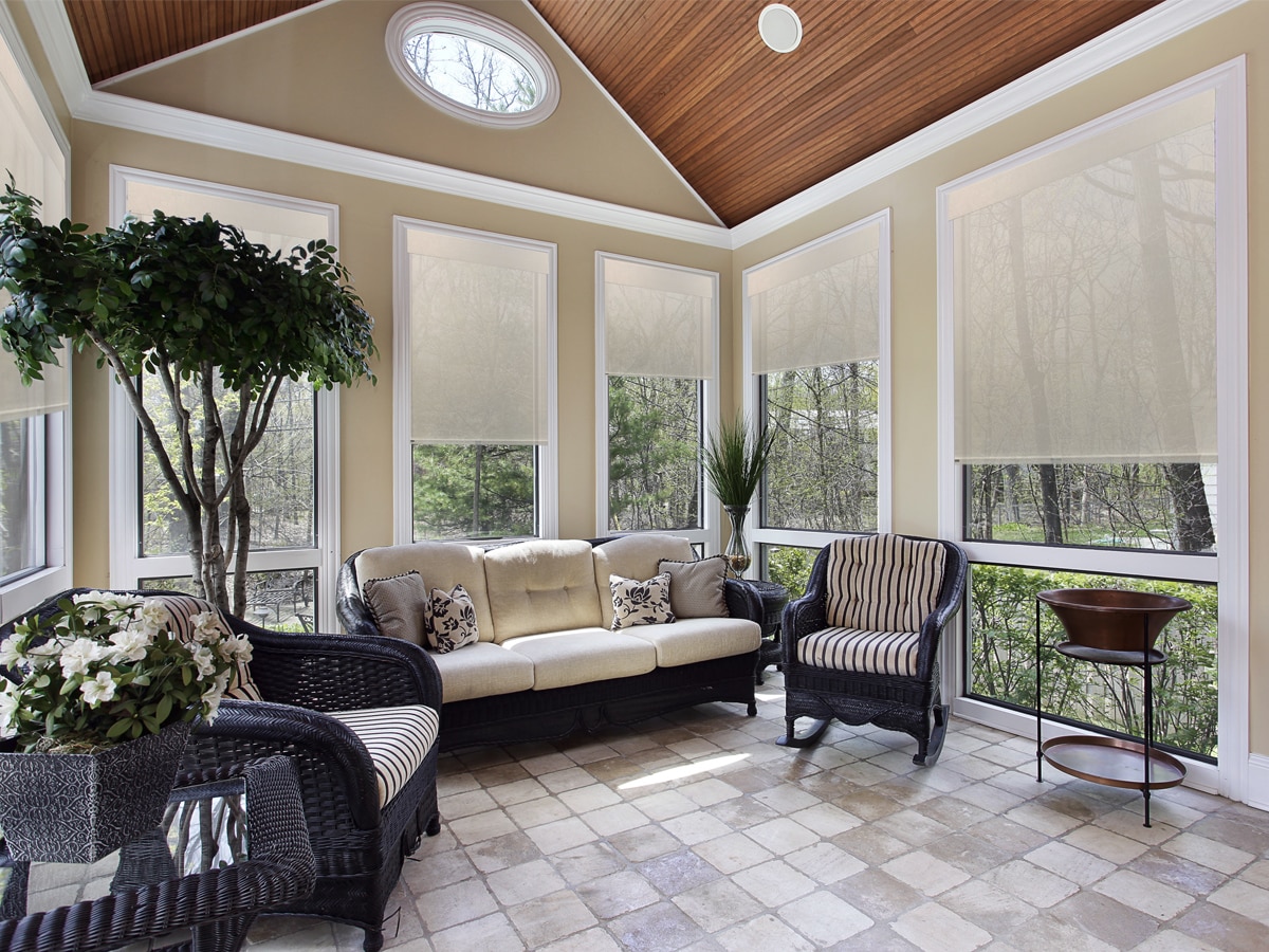 5 Ways to Cover Windows in a Sunroom | Norman Canada